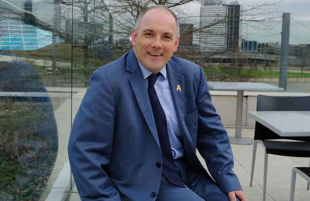 Halfon hands out ladder flyers in bid to chair education select committee
