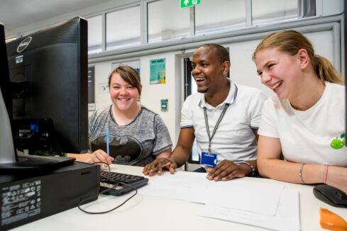 Qualified Teacher Learning and Skills status – helping you take the ...