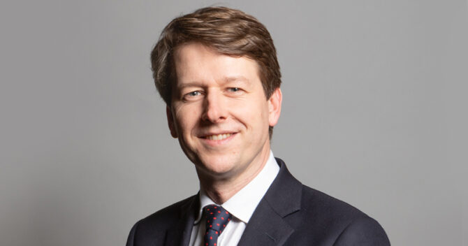 Ex-minister Robin Walker elected as education committee chair