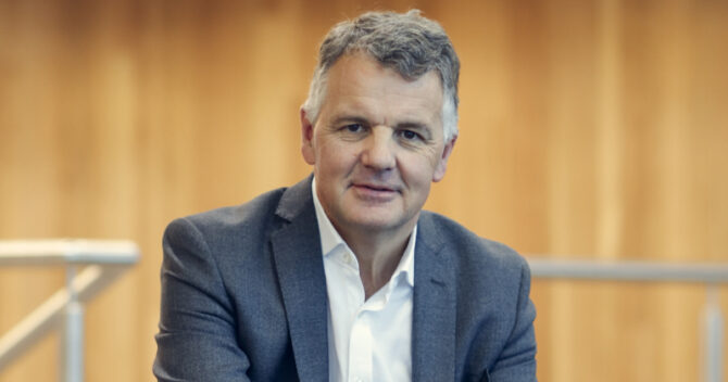 Tech exec and ex-DfE perm sec to lead Skills England